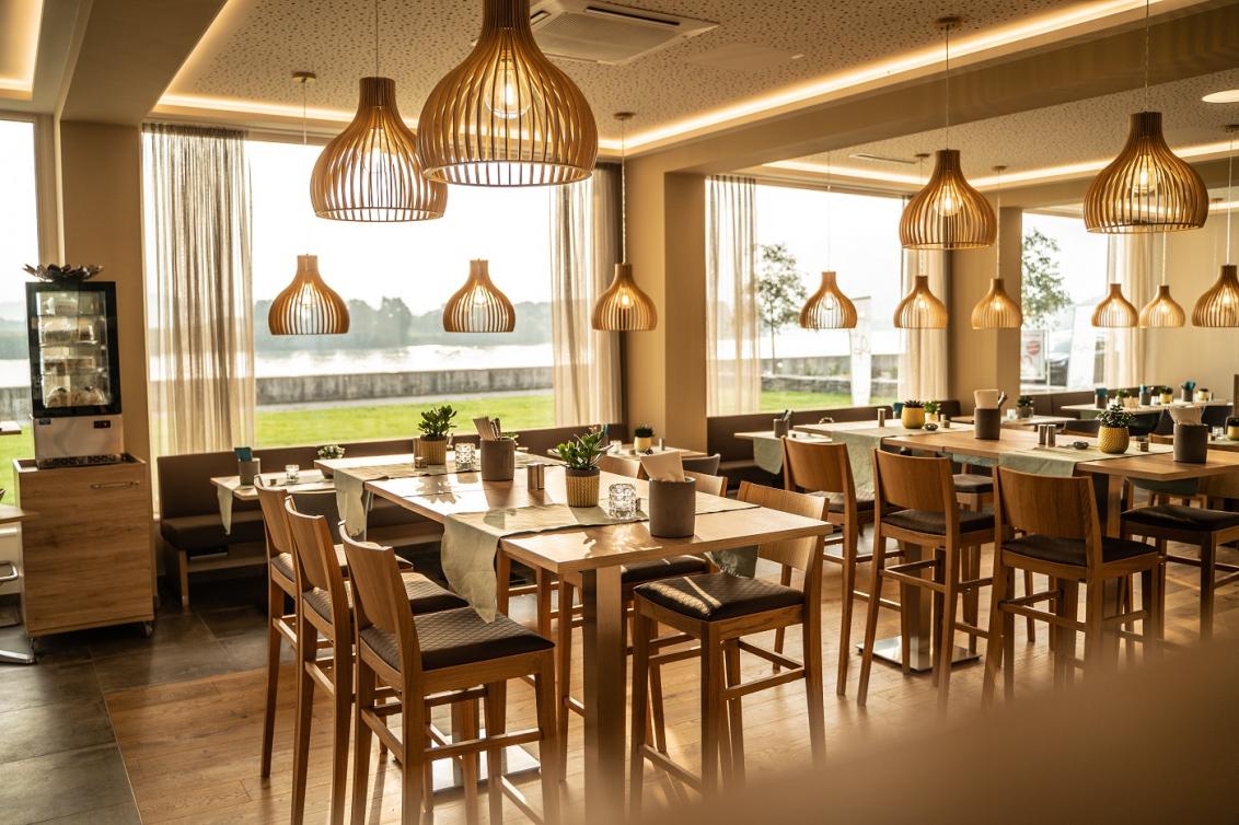 Chef/Commis de Rang bei Donau Lodge Ybbs GmbH in Ybbs an der Donau ...