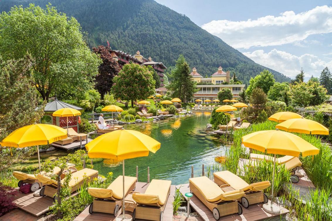 Chef de Rang bei Wellnessresidenz Alpenrose in Maurach - Rolling Pin