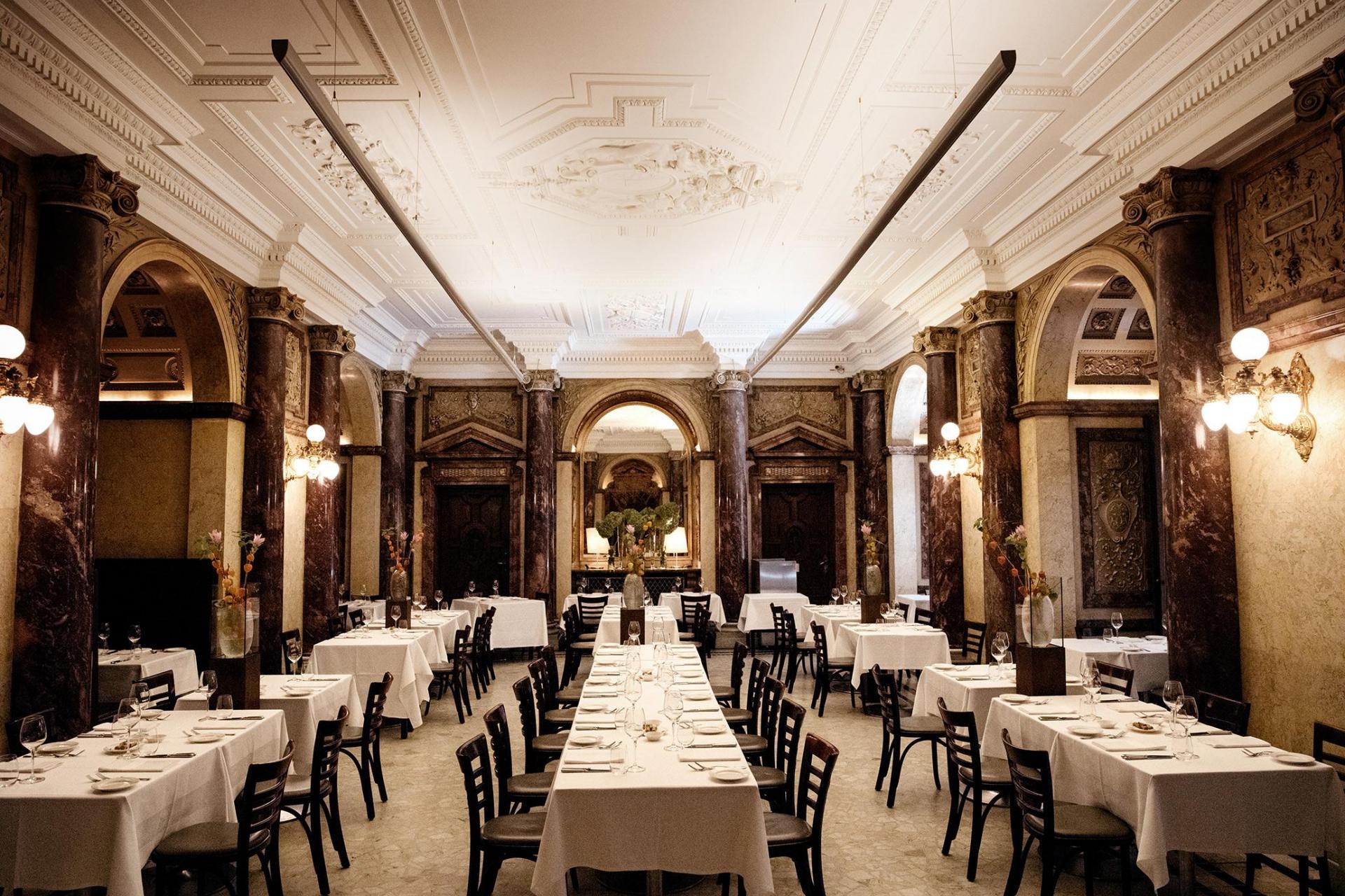 Chef de Partie / Tournant bei Restaurant Vestibül im Burgtheater in ...