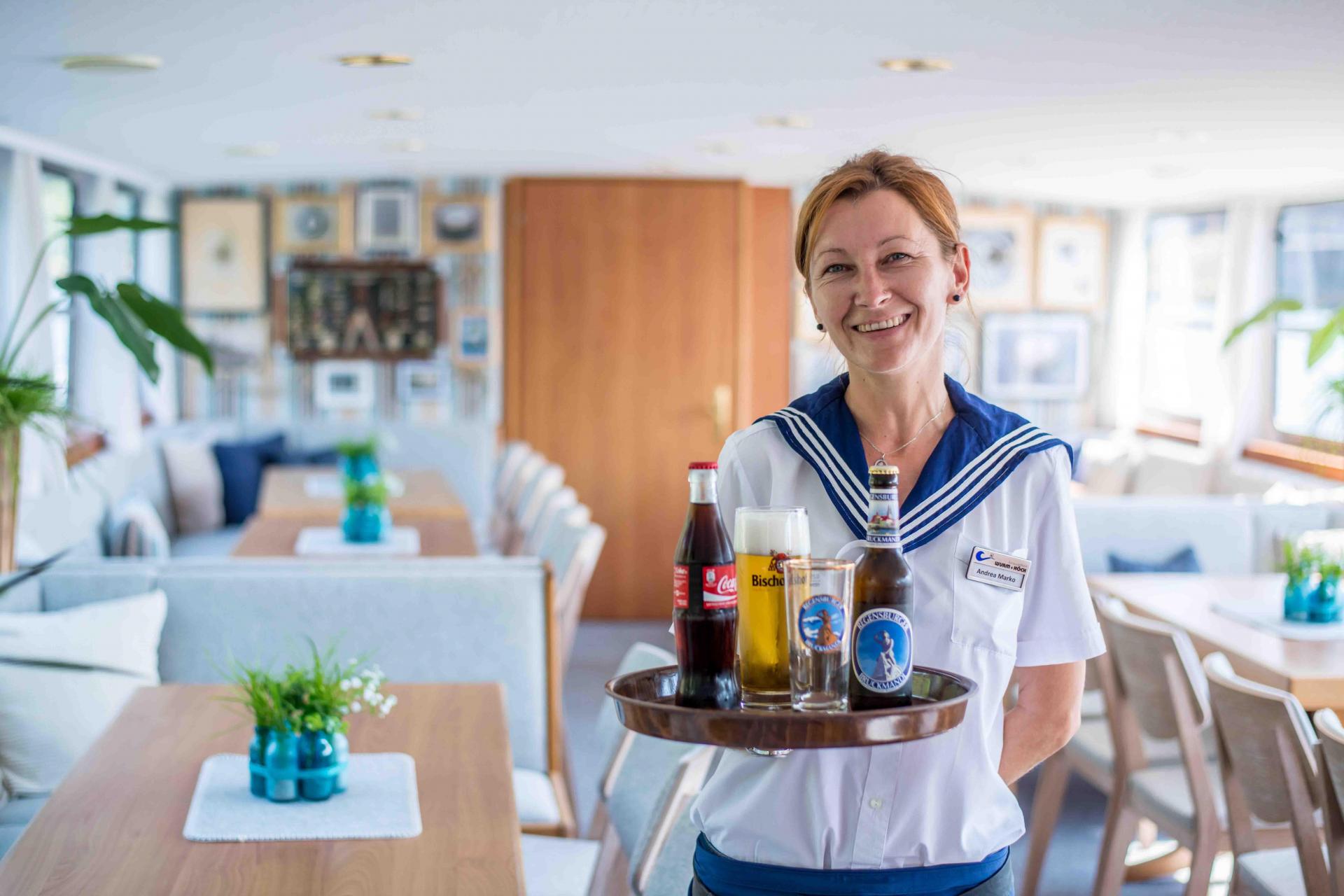 Servicemitarbeiter bei Donauschifffahrt Wurm & Noé in Passau - Rolling Pin