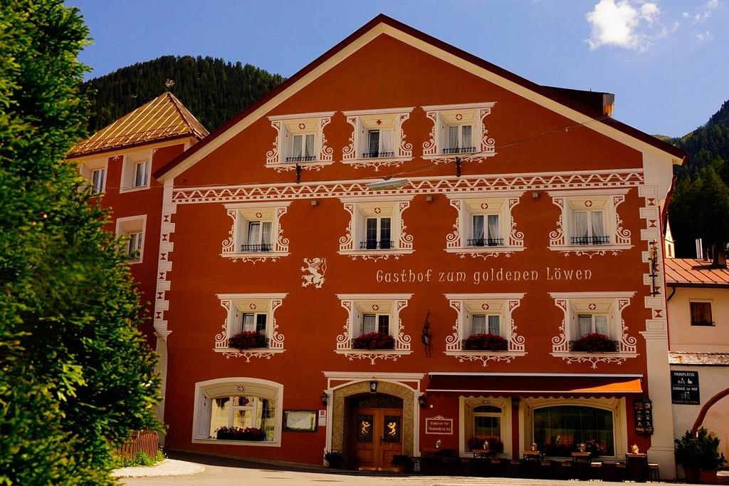 Gasthof Zum Goldenen Löwen Rolling Pin