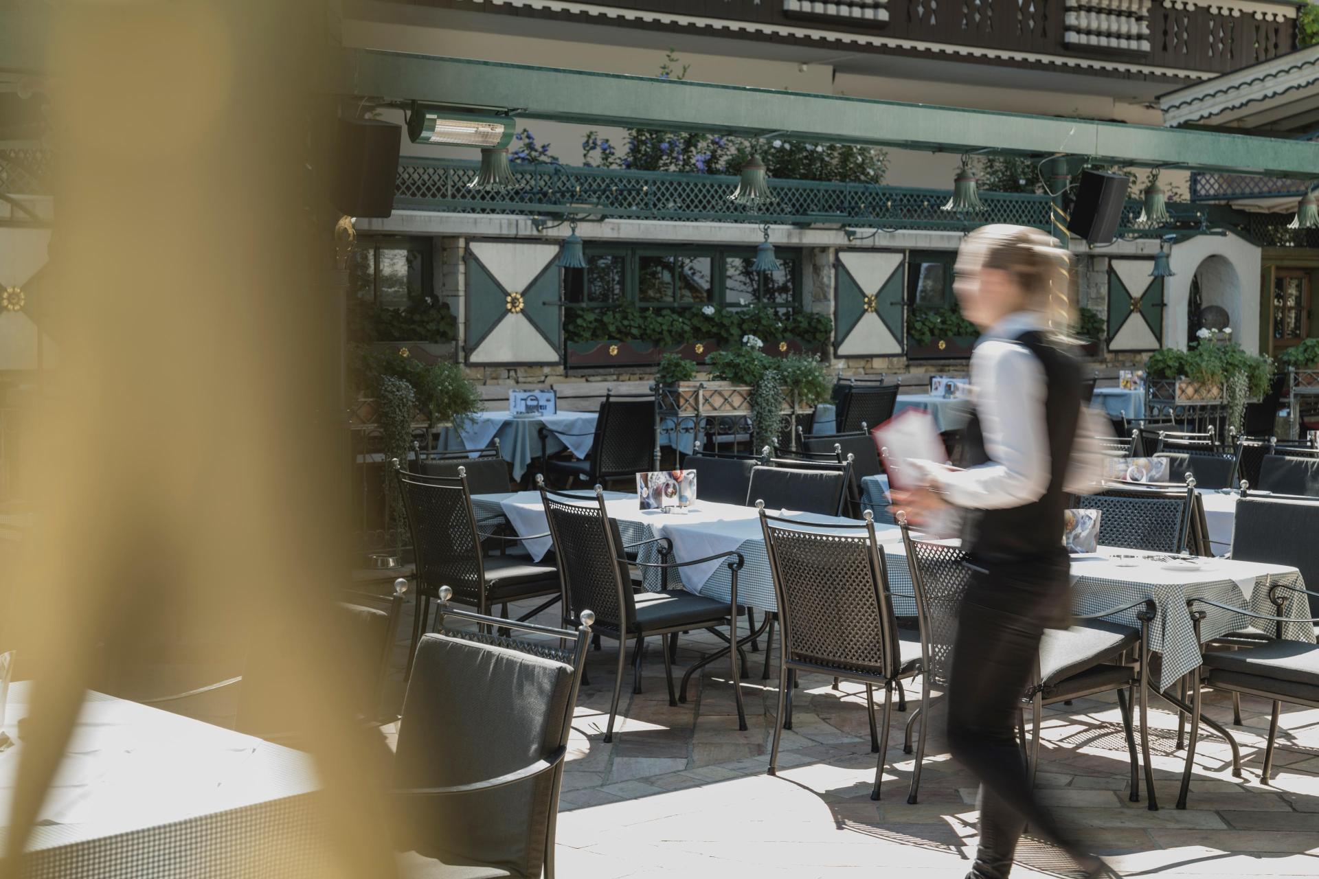 Lehrling Hotel- und Gastgewerbeassistent (m/d/w) bei Neuhaus Zillertal ...