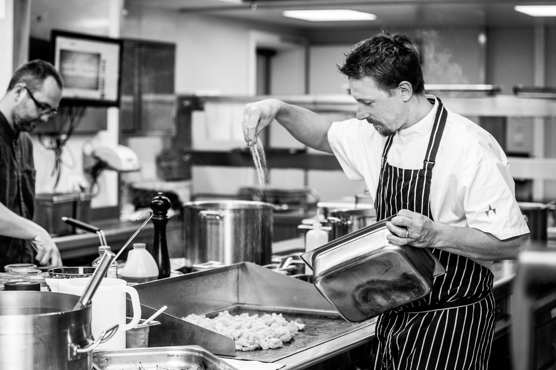 Chef de Partie Saucier bei Natur- und Wellnesshotel Höflehner in Haus ...