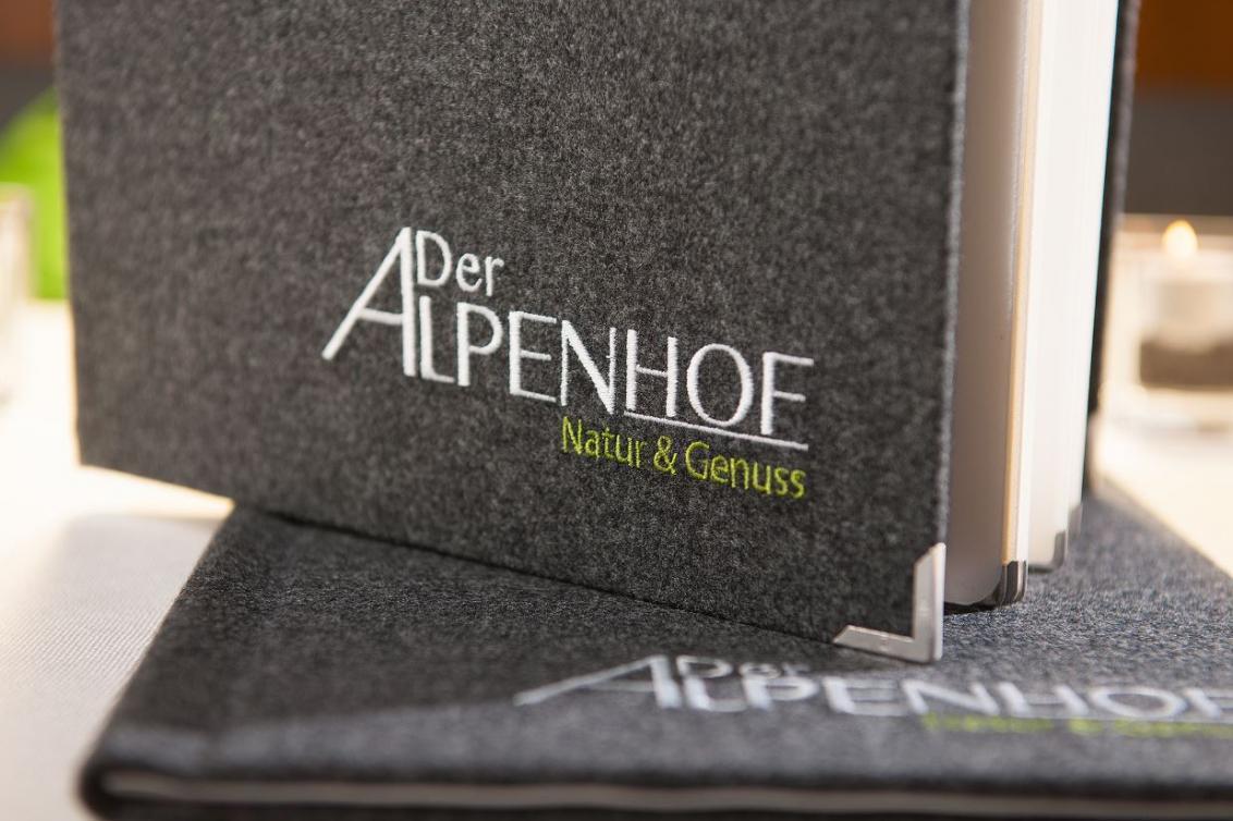 Commis de Rang (m/w/d) gesucht! bei Der Alpenhof in Großarl - Rolling Pin