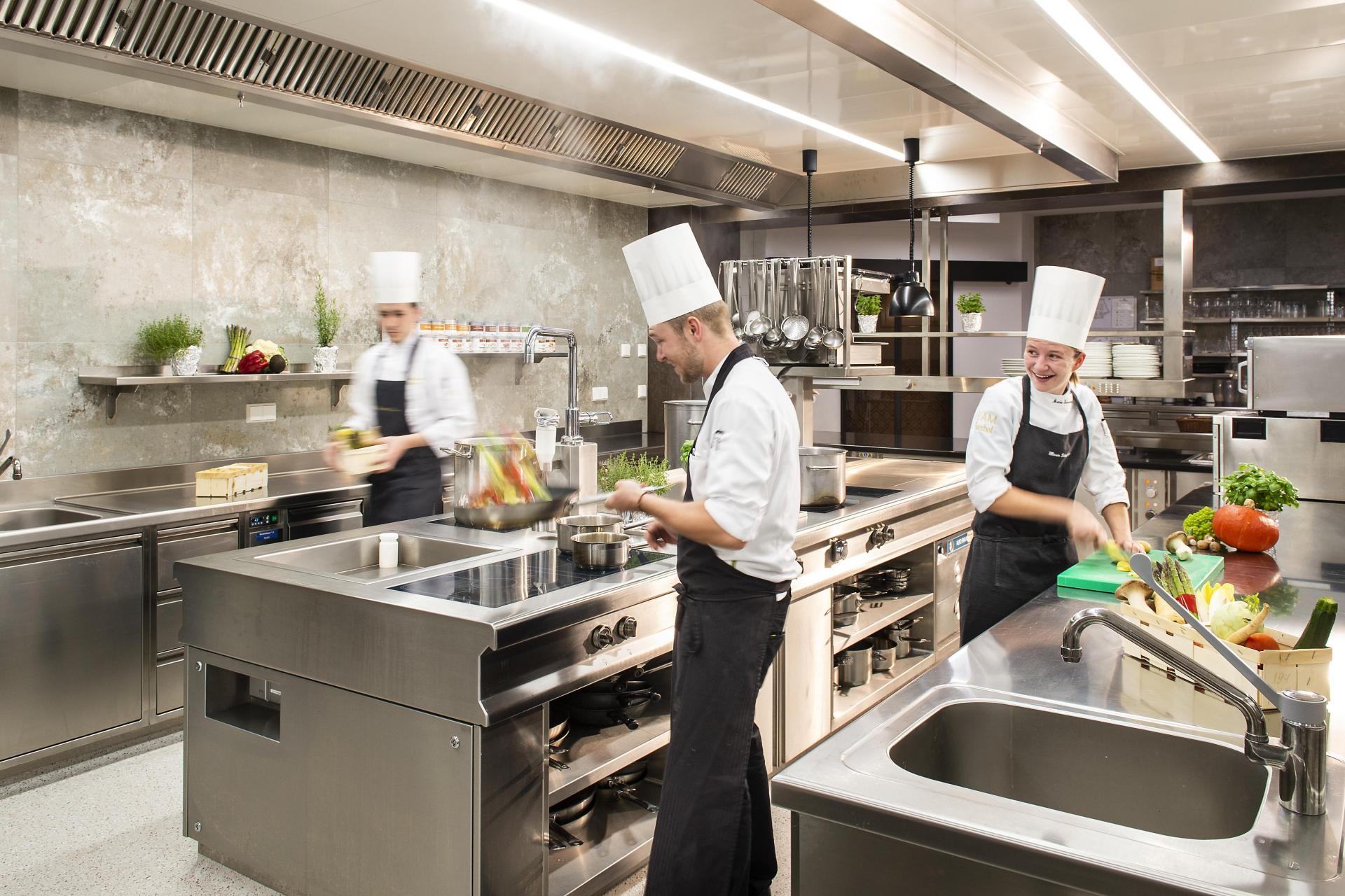 Entremetier bei Hotel Alpin Spa Tuxerhof in Tux - Rolling Pin