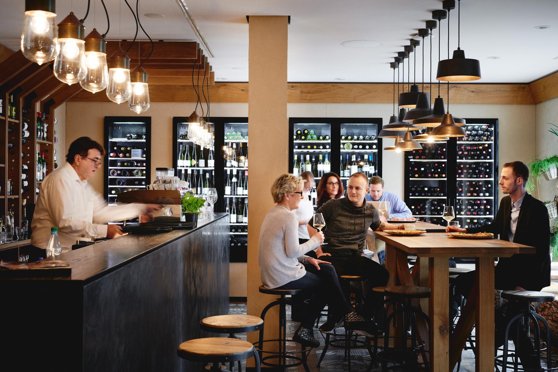 Commis de Rang (m | w | d), Chef de Rang (m | w | d) bei RD Gastro e ...