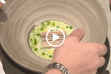 Der österreichische Sternekoch Thomas Dorfer aus dem Landhaus Bacher ...