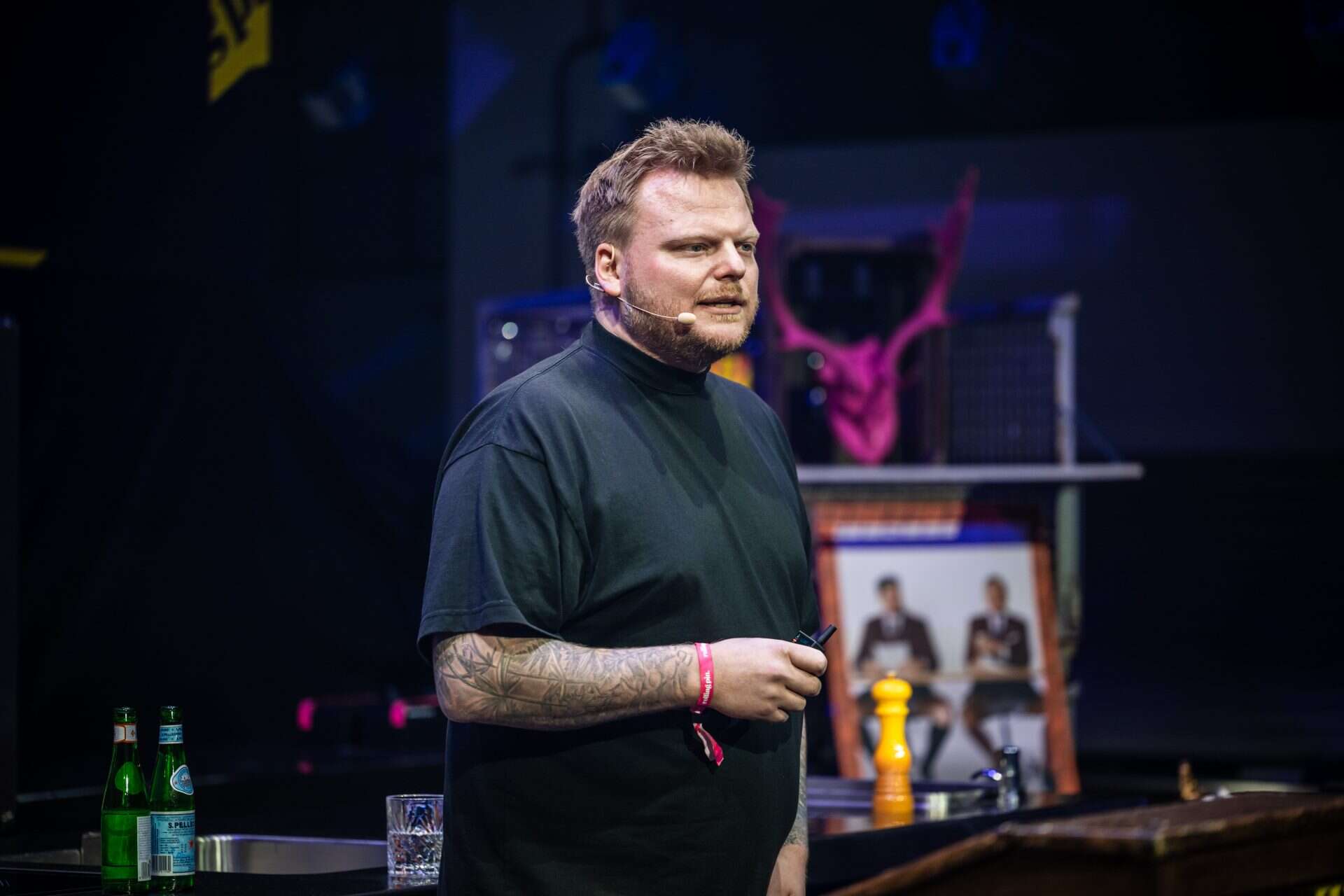 Ameisen-Joghurt in aller Munde: Sternekoch Rasmus Munk machts vor ...